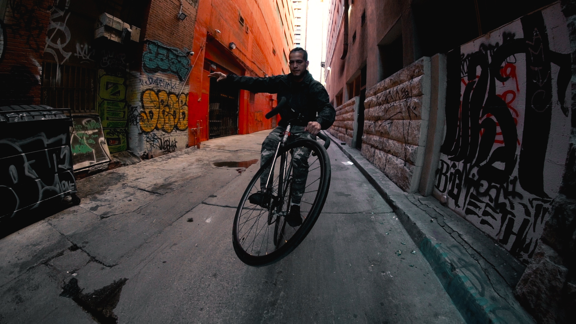 FIXED GEAR LOS ANGELES – FULLY LOADED AP – Wheel Talk