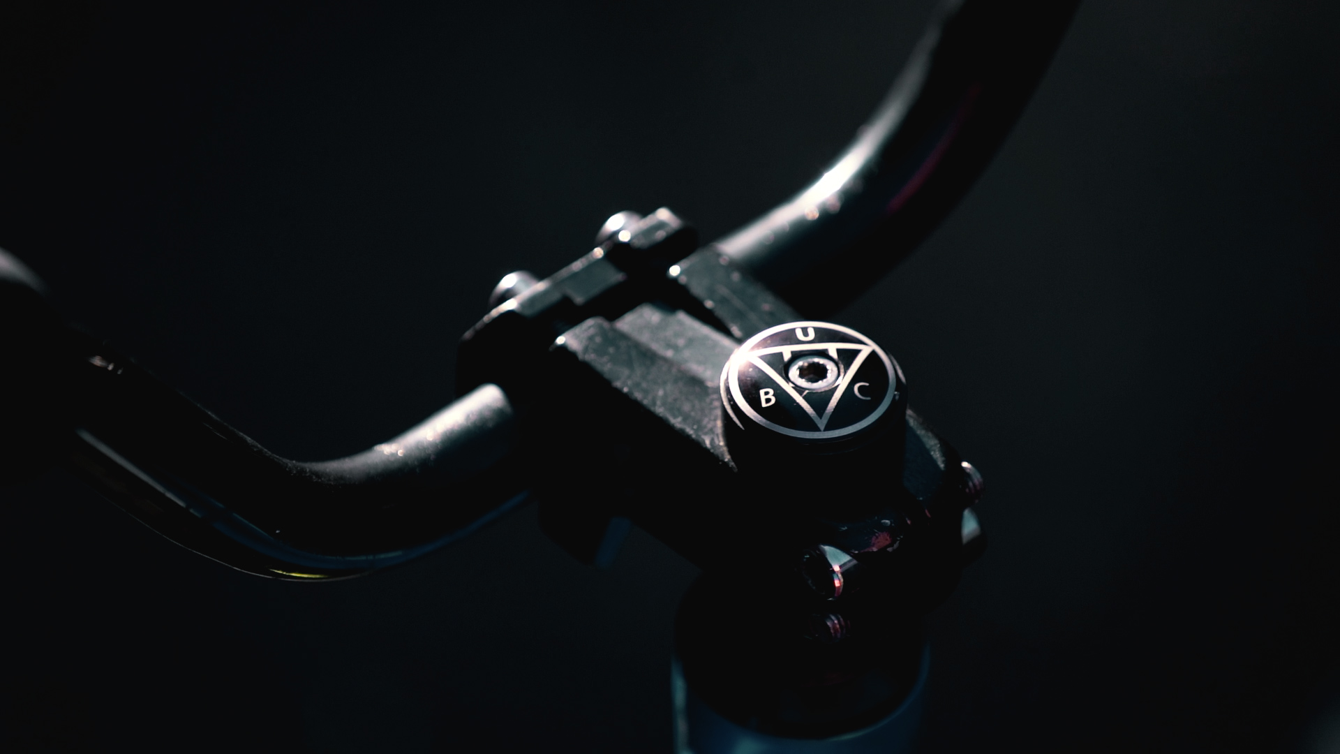 FIXED GEAR LOS ANGELES – FULLY LOADED AP – Wheel Talk