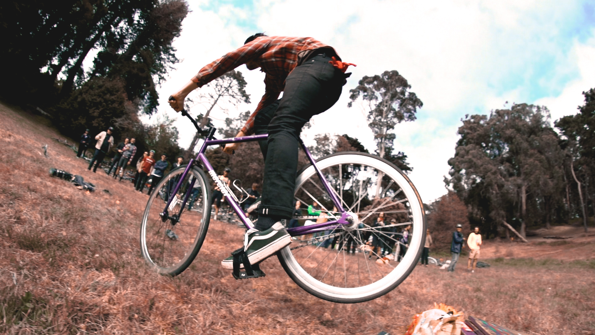 MASH SF – GASSED IN THE GRASS – Wheel Talk