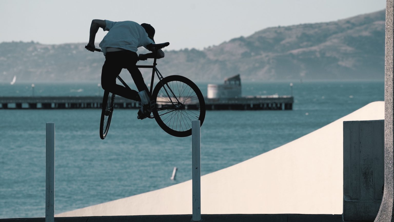 FIXED GEAR SF – MATT “SLUMWORM” REYES + MASH – Wheel Talk